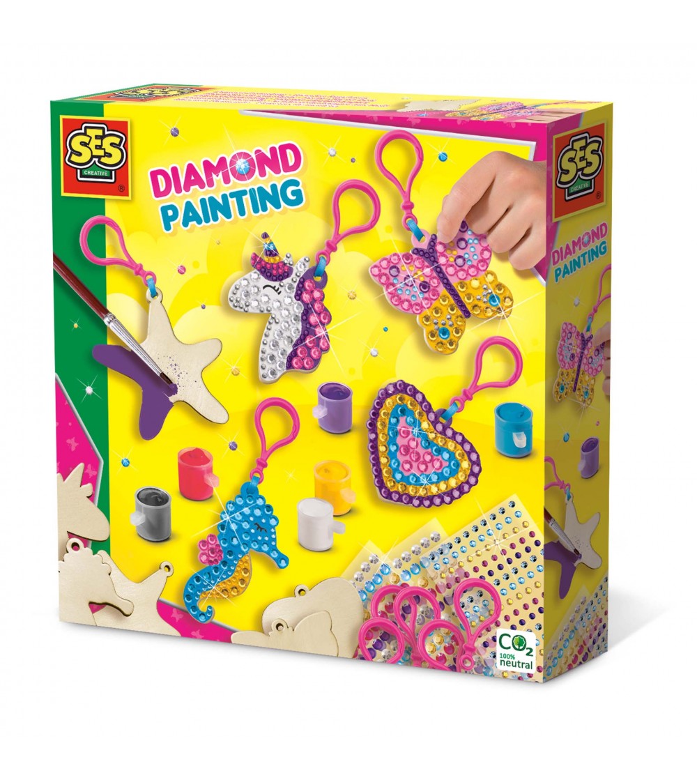 Set pentru copii de pictat brelocuri din lemn si lipit diamante ...